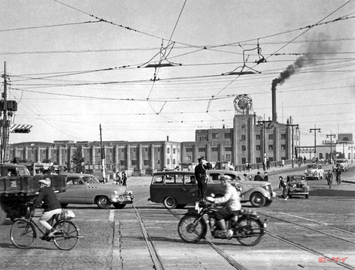 「写真で見る昭和の風景」戦後の日本、どんなバイクが街を走っていたのか【1946～1950年代中期】（モーサイ） 自動車情報・ニュース