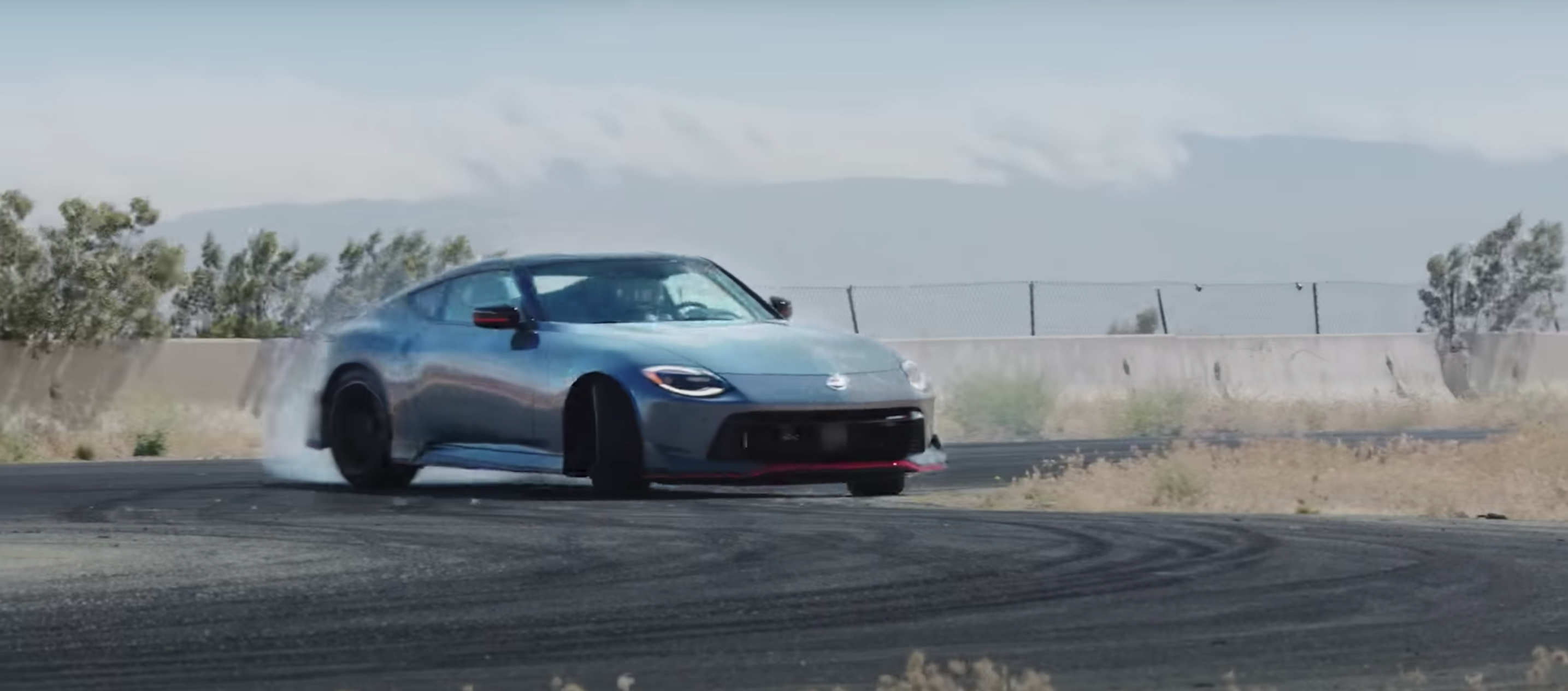 新型日産フェアレディZ NISMOの全貌が、まもなくあかされる！──GQ新着カー（GQ JAPAN） | 自動車情報・ニュース - carview!