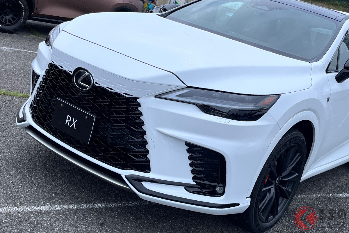 レクサス「新型高級SUV」発売間近!? 注目豪華仕様「RX F SPORT Performance」の実車が凄い！ 期待高まるスペックとは ...