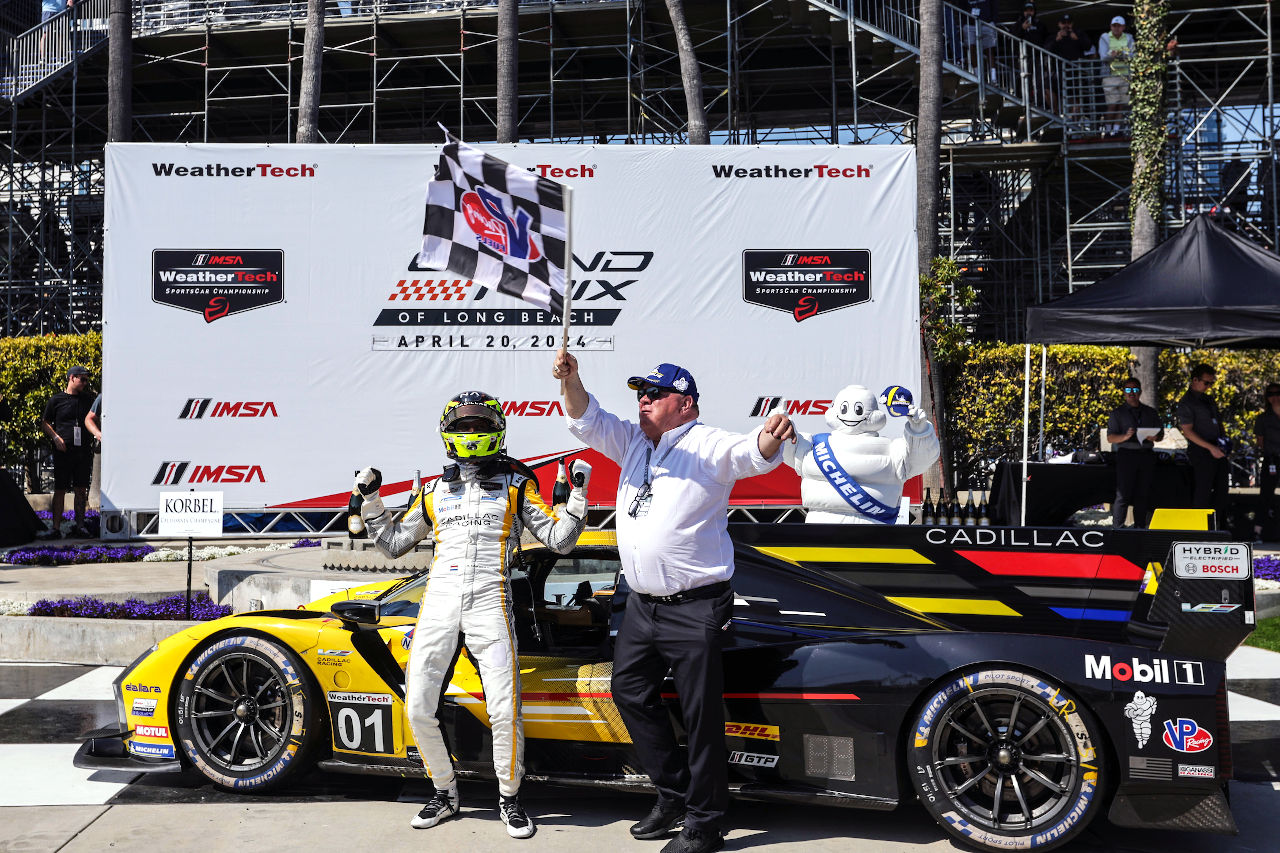 CGRがタイヤ無交換作戦でキャデラックの同門対決を制す。GTD優勝はレクサス／IMSAロングビーチ（AUTOSPORT web） | 自動車情報・ニュース - carview!