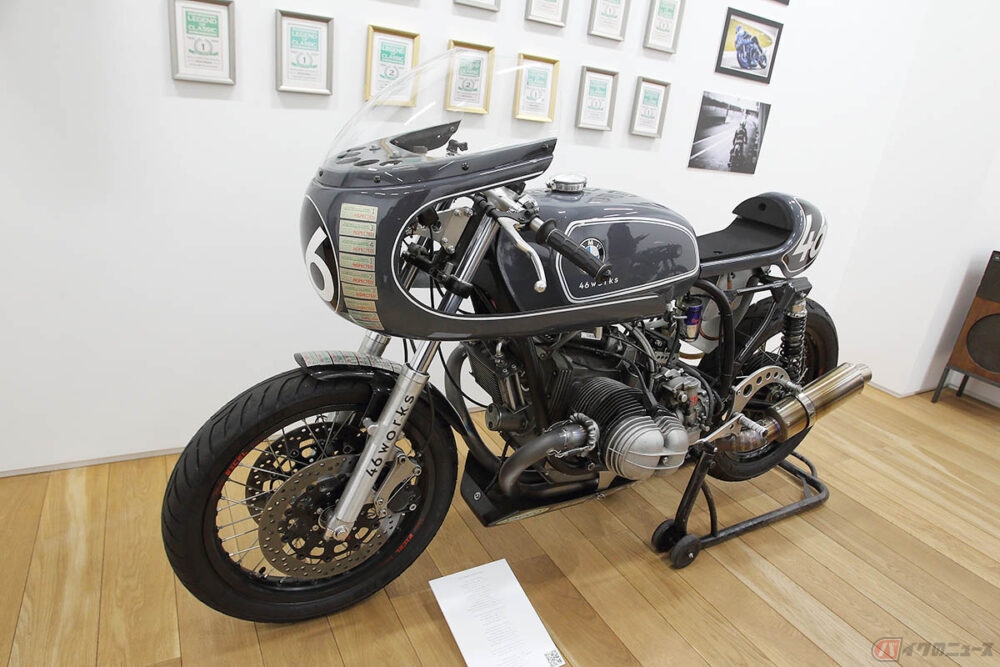 46Worksの個展“全開か否か” 2月12日まで東京・三宿アートギャラリーCAPSULE開催中（バイクのニュース ） | 自動車情報サイト【新車・中古車】 - carview!