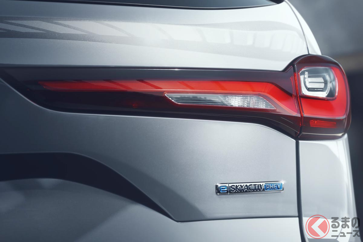 マツダ新型「高級3列SUV」公開!? CX-90の内外装をSNSで披露！ 真田広之氏が語った動画とは（くるまのニュース） | 自動車情報サイト【新車・中古車】 - carview!