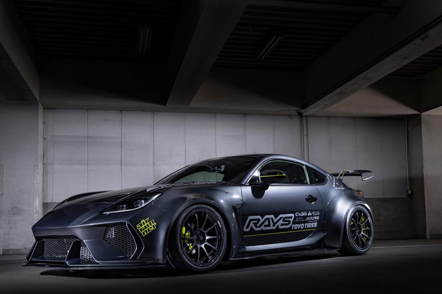 レイズから最新のグラムライツ「57NR」が登場！ 性能やデザイン、フィニッシュまで、足もとのすべてを革新するホイールです（Auto Messe Web） | 自動車情報・ニュース - carview!