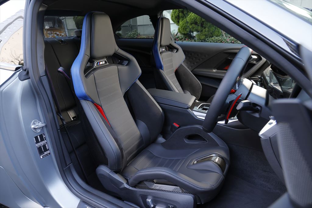 マイナーチェンジで 480psにパワーアップした「BMW M2」に試乗！（LEVOLANT）の写真(5ページ目) | 自動車情報・ニュース - carview!