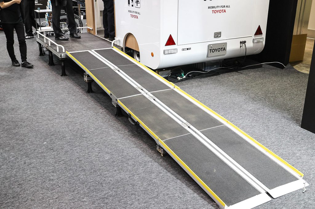 【H.C.R. 2023 レポート】トヨタ移動式「MOBILE TOILET（モバイルトイレ）」がすごい！（Believe Japan） | 自動車情報・ニュース - carview!