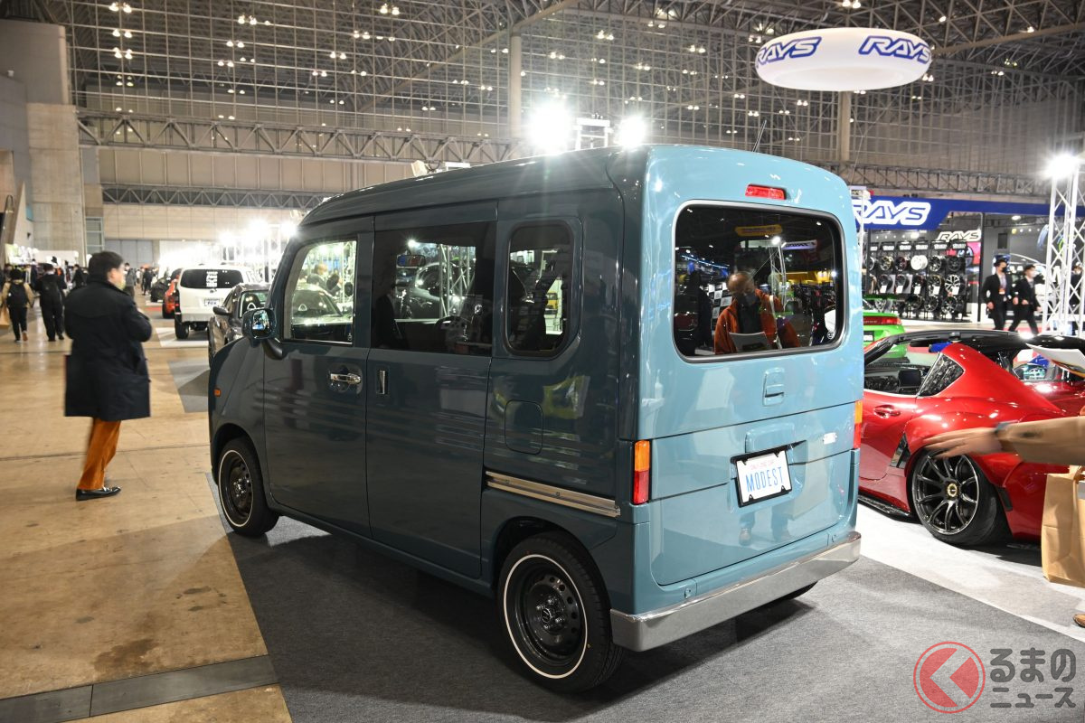 愛称は「ダッフンダー」 ホンダ「軽商用バン」を「高級本格suv」に”変換”！ “新”「cls Fox N Van用」がカッコ良すぎる