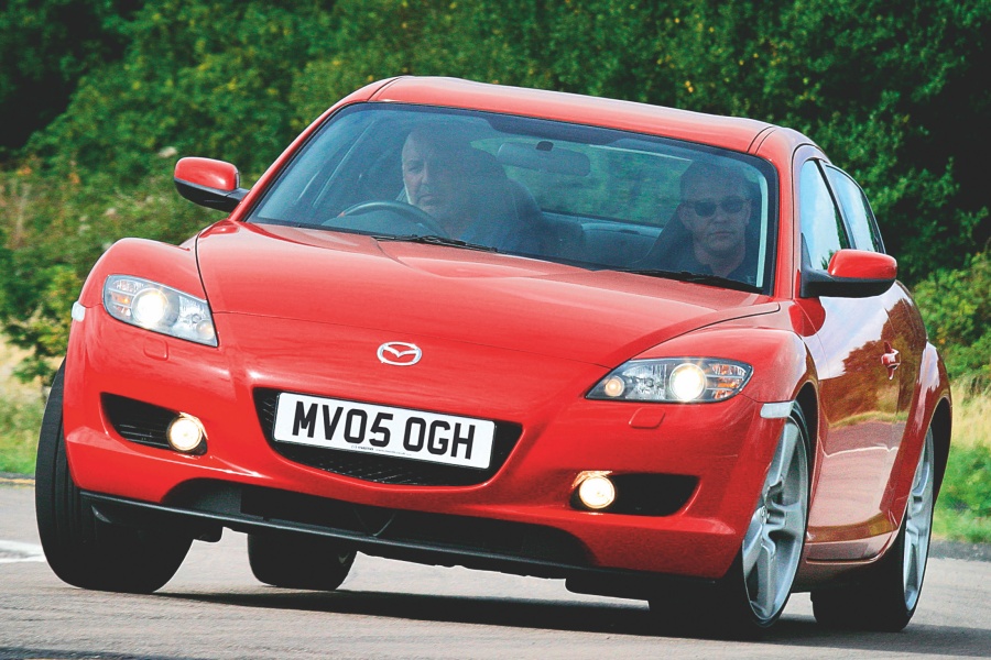 ロータリーの圧縮比は要確認 マツダRX-8 英国版中古車ガイド 観音開きのサイドドア（AUTOCAR JAPAN） | 自動車情報・ニュース - carview!