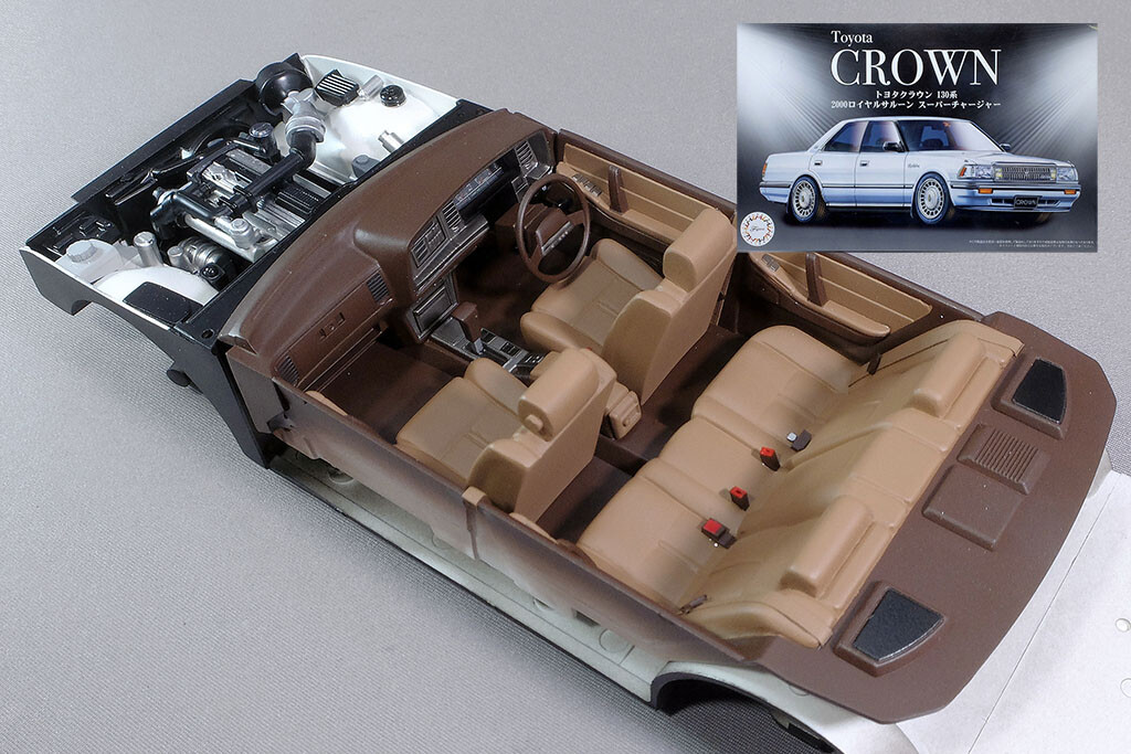 模型でもインテリアはバブリー！フジミ製プラモ「S130クラウン2000ロイヤルサルーン」を作る・第5回【モデルカーズ】（LE VOLANT CARSMEET WEB） | 自動車情報・ニュース ...