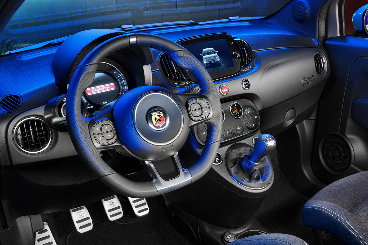 アバルト595にスポーティーで快適な新グレード「F595」登場（Auto Prove） | 自動車情報・ニュース - carview!