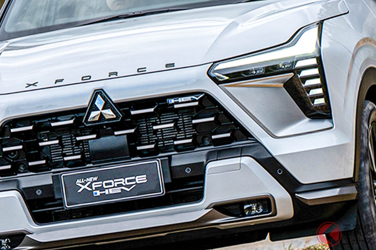 【タイ】三菱が「“新”コンパクトSUV」世界初公開！ 全長4.4m級ボディの「タフ顔モデル」！ 1リッターで約24.4km走れるエコ仕様の「エクスフォースHEV」登場（くるまのニュース ...