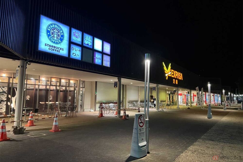 東名高速「EXPASA足柄」でいただくちょっと高級なラーメン バイクで行く高速道路グルメ（バイクのニュース ） | 自動車情報・ニュース - carview!