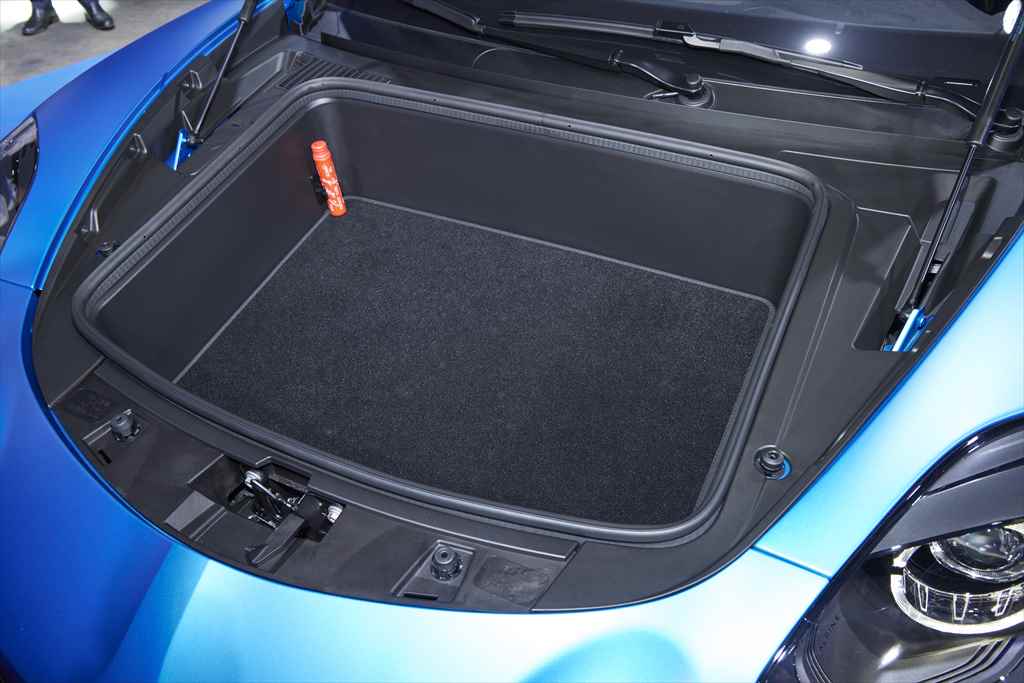 キーワードは過激のR！ アルピーヌA110に最強マシン『A110R』が登場！（LE VOLANT CARSMEET WEB） | 自動車情報サイト【新車・中古車】 - carview!