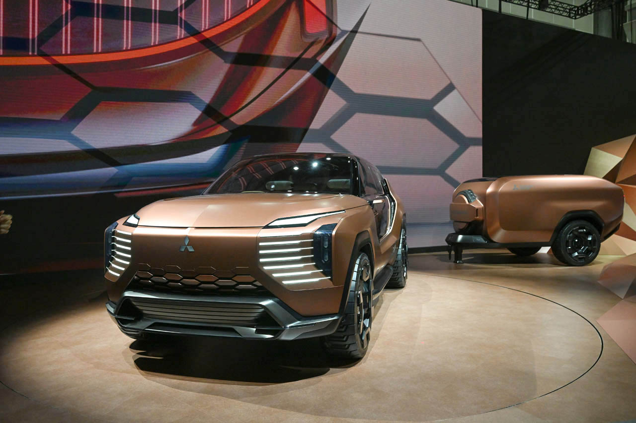 AIが相棒になるPHEV SUV。三菱「エレバンス コンセプト」世界初公開。新型「デリカD:5」はS-AWCで走りを革新【JMS 2025】（LEVOLANT） | 自動車情報・ニュース ...