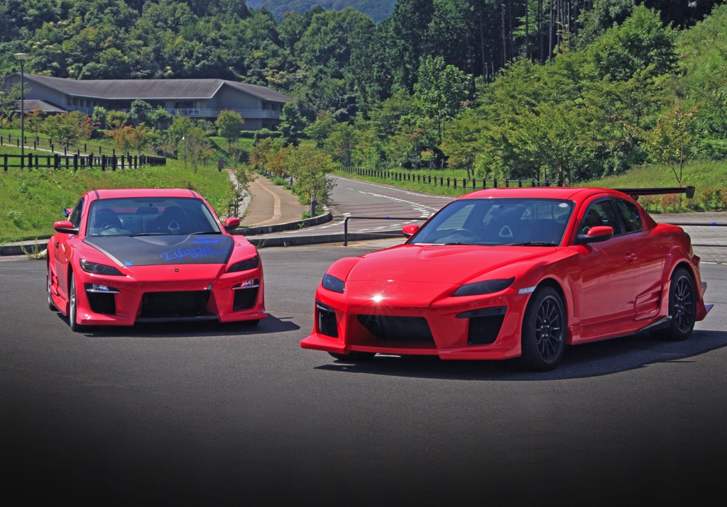 「RX-8に個性と独創性を！」全年式に対応するNRF渾身のデザイナーズフォルム（web option） | 自動車情報サイト【新車・中古車】 - carview!