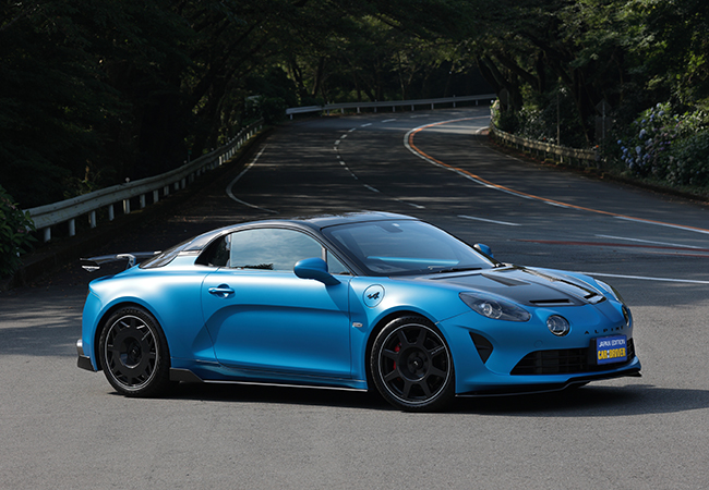 【最新モデル試乗】過激なフレンチロケット、アルピーヌA110Rの超痛快ハンドリング、これは絶品！（カー・アンド・ドライバー） | 自動車情報・ニュース - carview!