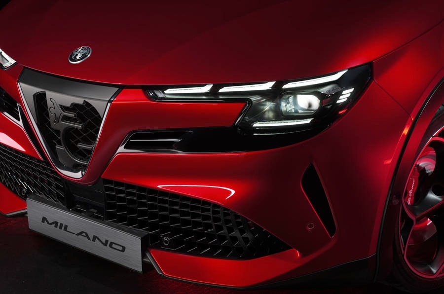 「高級感＋スポーティ」なコンパクトSUV登場！ アルファ・ロメオ新型「ミラノ」初公開 全長4.1m、ハイブリッドとEVを導入（AUTOCAR JAPAN） | 自動車情報・ニュース ...