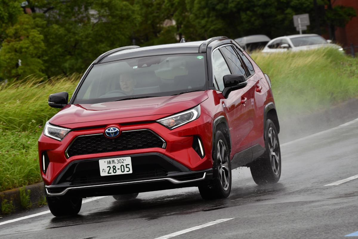 【試乗】RAV4 PHVはハッキリいって買い！ 高い「静粛性」と圧倒的な「動力性能」で災害にも強く死角なし（WEB CARTOP） | 自動車情報・ニュース - carview!