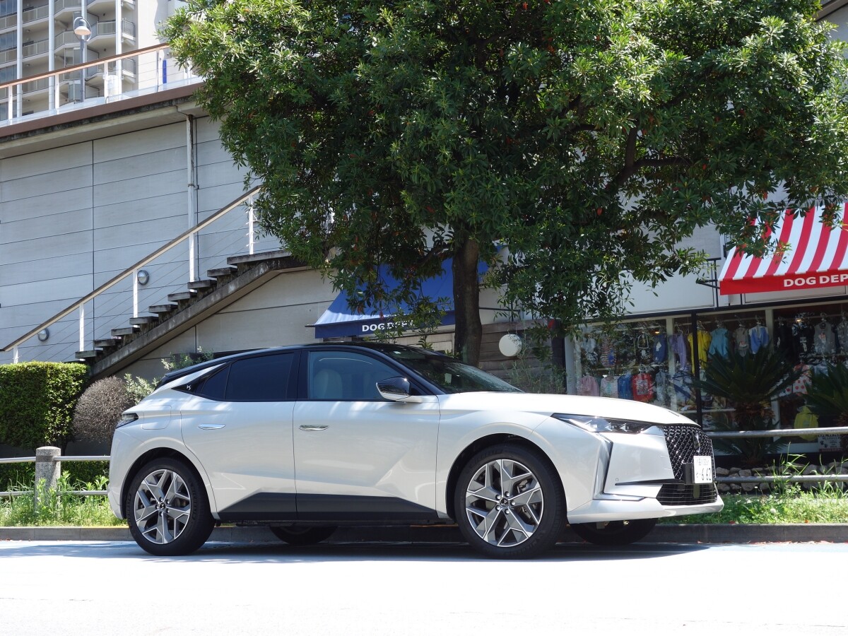 〝世界一美しいクルマ〟に選ばれた「DS4」の独創的なデザインと滑らかな走り（@DIME） | 自動車情報・ニュース - carview!