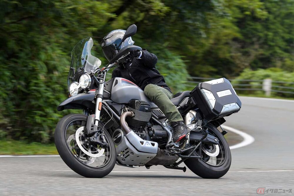 モトグッツィ「V85TTトラベル」 伝統の「スモールブロック」はシリーズ最新＆最強仕様となる!!（バイクのニュース ） | 自動車情報・ニュース - carview!