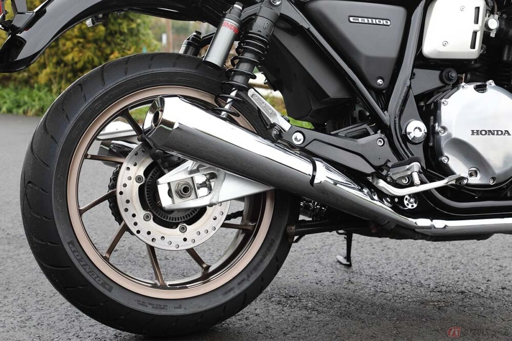 ホンダ最後の「空冷直4」「空冷CB」!! 良質なスタンダードバイク「CB1100EX」と「CB1100RS」にあらためて試乗（バイクのニュース ） | 自動車情報・ニュース - carview!