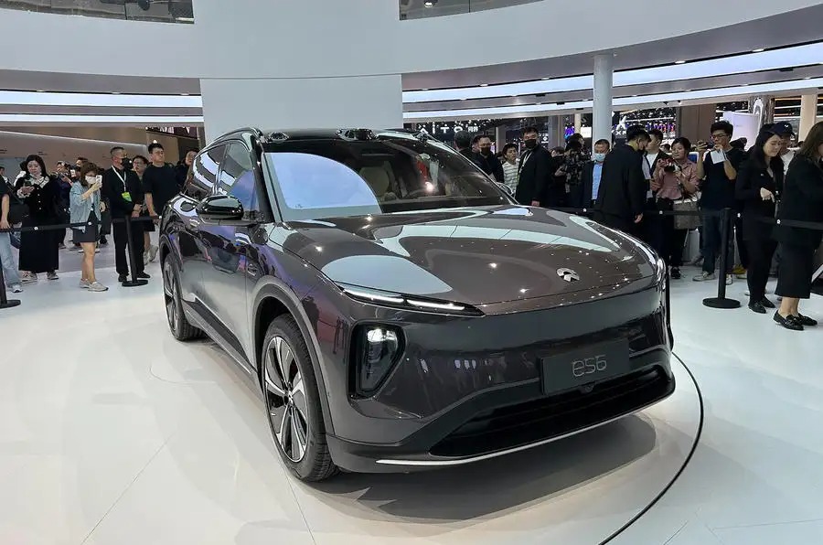 中国ニオ（NIO） 新型EV「ES6」発表、わずか3年でフルモデルチェンジ 欧州導入予定（AUTOCAR JAPAN） | 自動車情報・ニュース - carview!