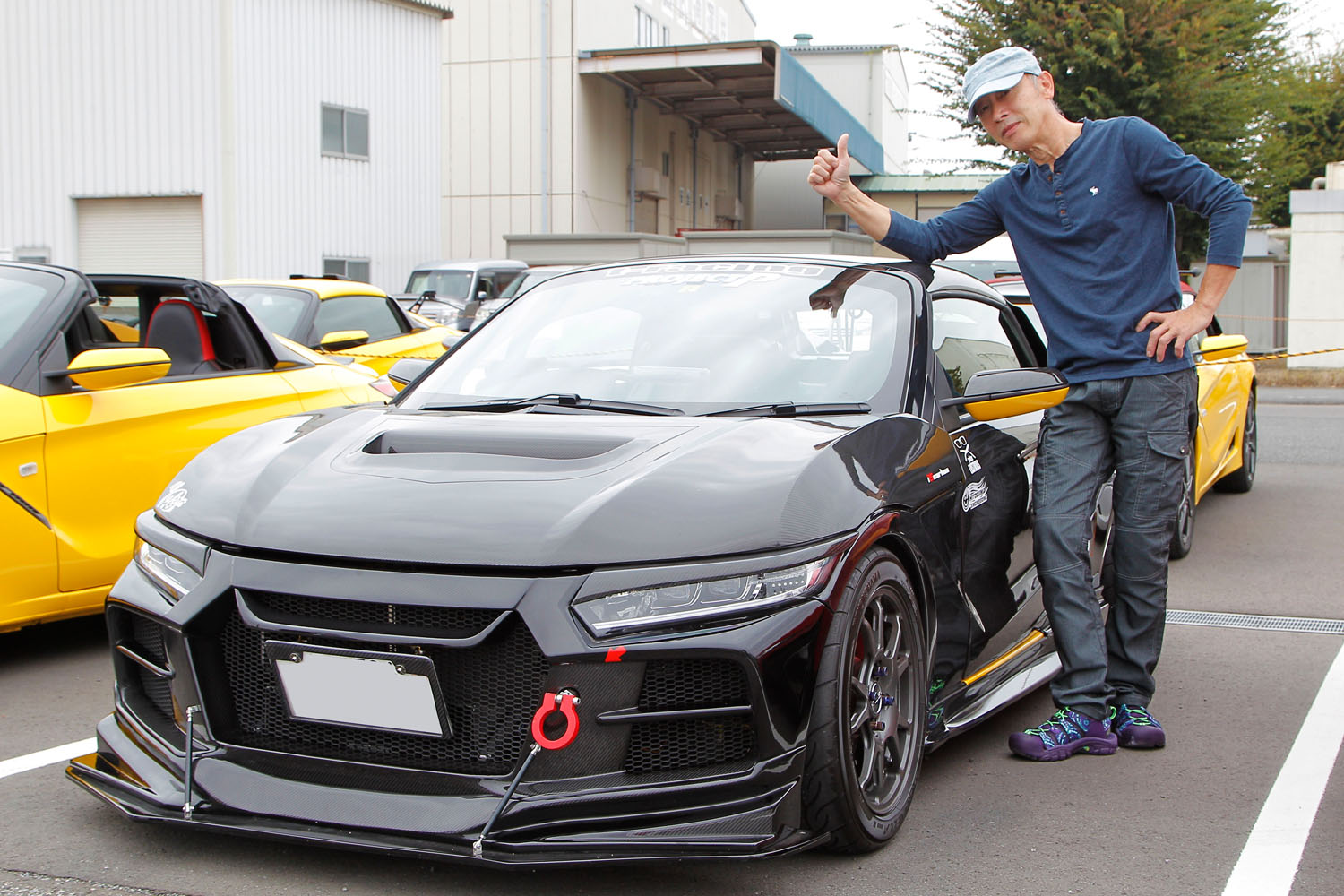 ホンダ「S660」を全身カーボンに！ ドアミラーとリアの一部以外はすべて交換した「なんちゃってタイムアタック」仕様とは（Auto Messe Web） | 自動車情報・ニュース - carview!