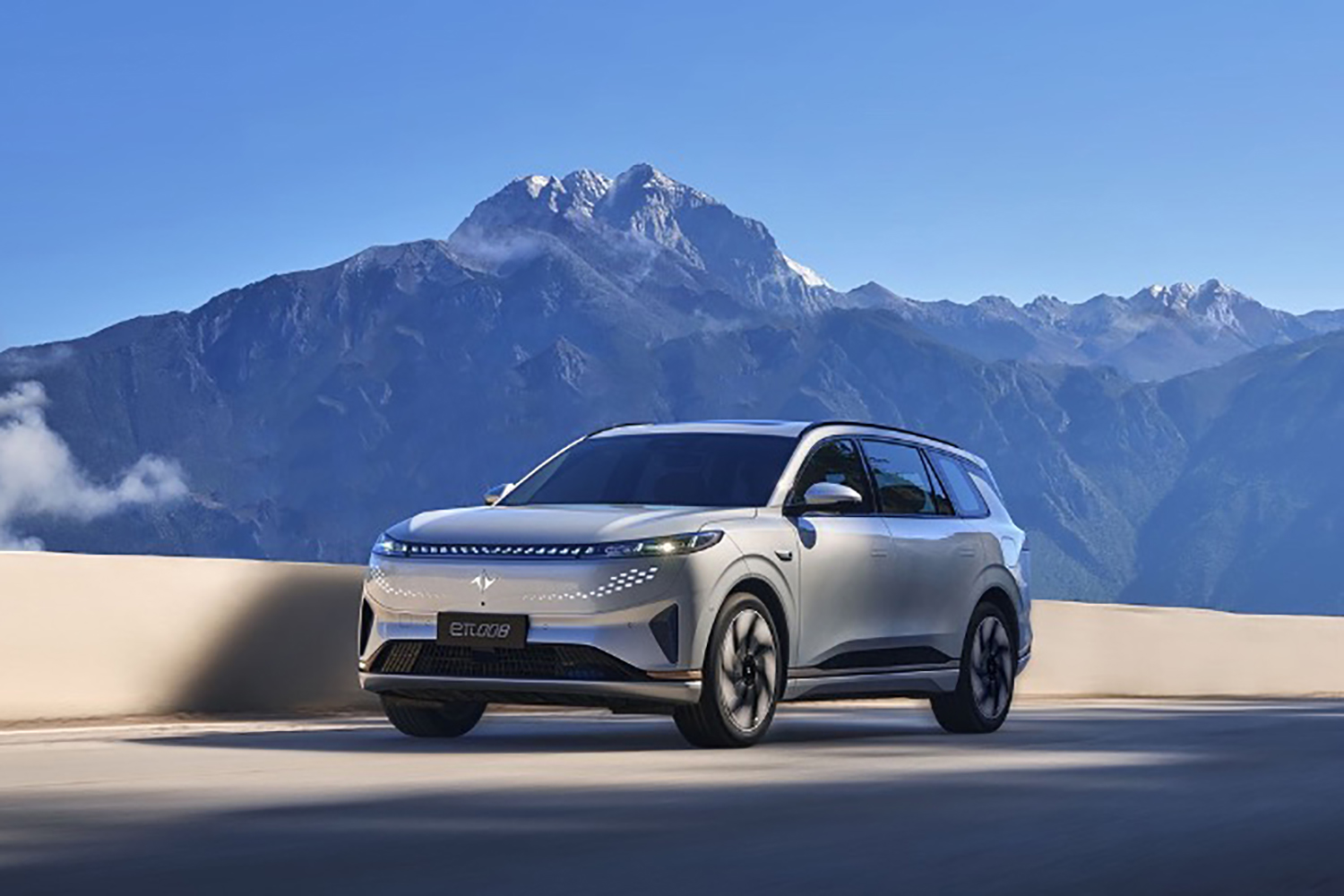 日産の新型EVは大型SUV！ 「N8」と見られるその中身を提携メーカーの「eπ008」から占う（THE EV TIMES） | 自動車情報・ニュース - carview!