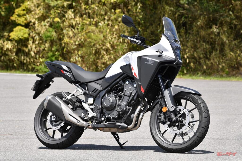 【ホンダ NX400徹底テスト】400ccの疲れ知らずマシン!? 高速快適＆ワインディングを安心して楽しめる（モーサイ） | 自動車情報・ニュース - carview!