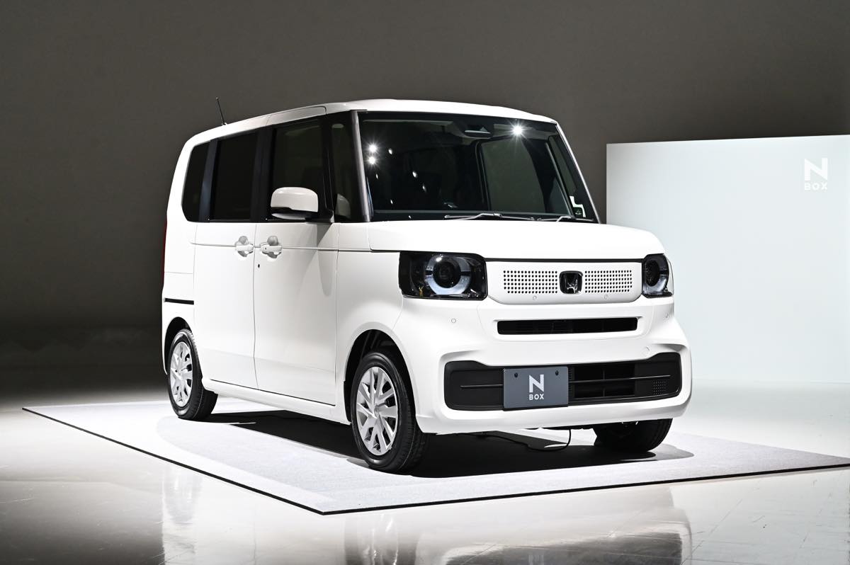 新型N-BOX、地味な色ばかりなのはなぜ!? カラー担当者に聞いた（driver@web） | 自動車情報・ニュース - carview!