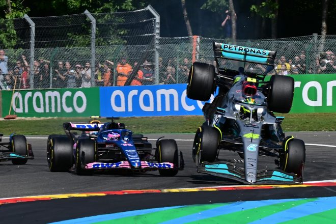 ハミルトン、4基目のパワーユニット投入でグリッド降格へ。ベルギーでのクラッシュが影響／F1イタリアGP（AUTOSPORT web） | 自動車情報・ニュース - carview!