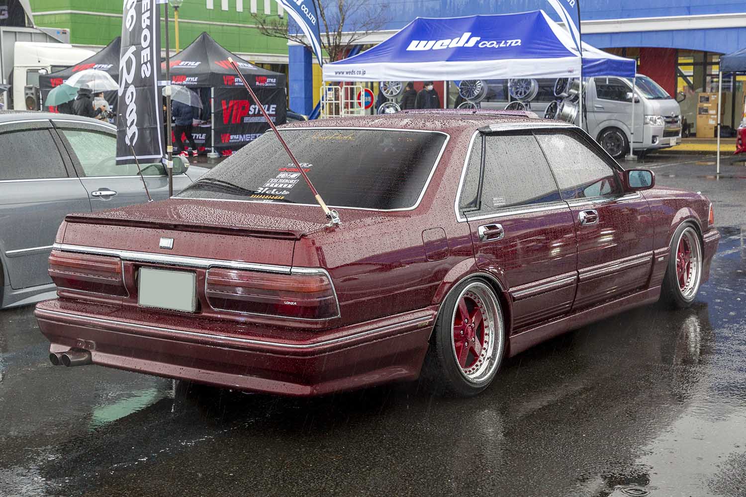 懐かしの「90年代カスタム」を当時物パーツで再現！ 日産「Y31グロリア」が黄金期の「VIPスタイル」で蘇った（Auto Messe Web） | 自動車情報・ニュース - carview!