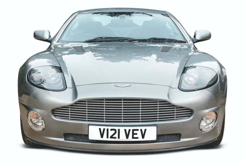 当時の世界最高GT アストン マーティン V12ヴァンキッシュ UK版中古車ガイド（1） MT換装も多し（AUTOCAR JAPAN） | 自動車情報・ニュース - carview!