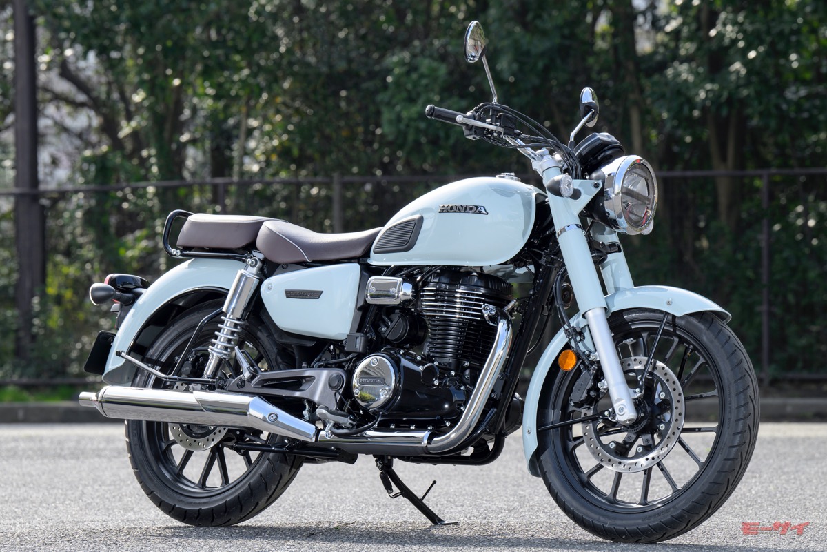 開発者に聞いたホンダGB350Cの魅力「外装はほぼ新設計＆リアル金属」クラシック感を追求した豪華な作りに注目！（モーサイ） | 自動車情報・ニュース - carview!