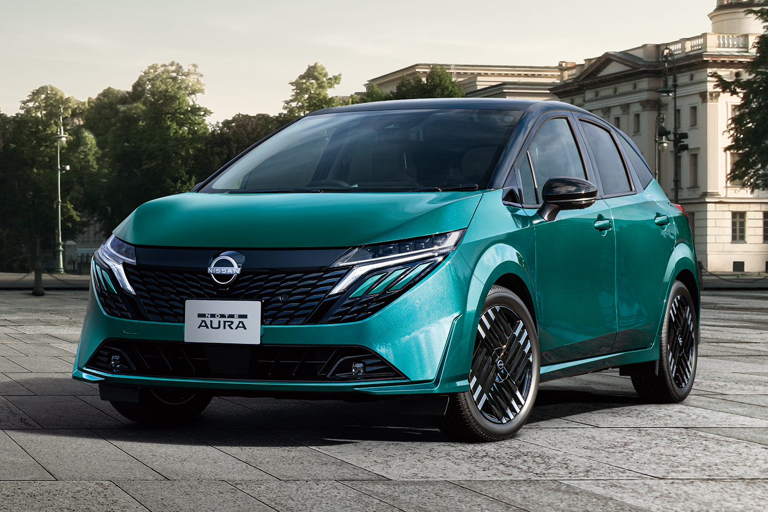 大胆なデザイン変更と新色追加で魅力倍増！ 日産「ノートオーラ」と「オーラAUTECH」がマイナーチェンジを敢行（WEB CARTOP） | 自動車情報・ニュース - carview!