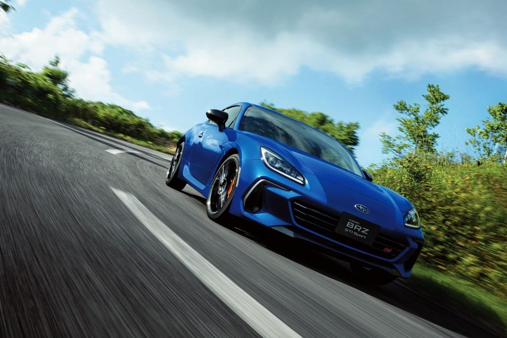 スバル「BRZ」改良モデル MT専用「SPORTモード」新採用でアクセルコントロール性向上（グーネット） | 自動車情報・ニュース - carview!