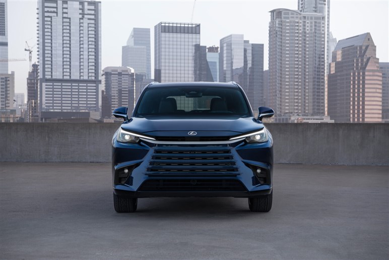 北米レクサスが販売する3列SUV「TX」は何モノ!? “LBX顔”で実質650万円～…25年モデルに進化（carview!） | 自動車情報サイト【新車・中古車】 - carview!