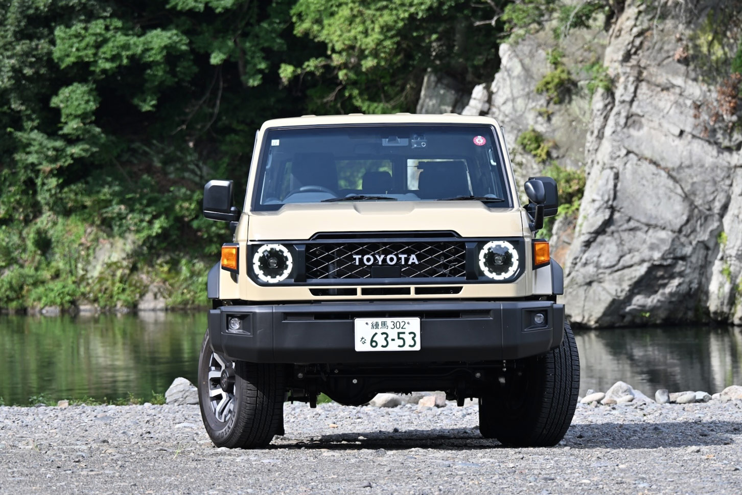 なぜ「ランクル70」の人気は衰えないのか？ 2年先まで予約待ち！ 再再販モデルに乗って分かった真価とは。【試乗レビュー】（くるくら） | 自動車情報・ニュース - carview!