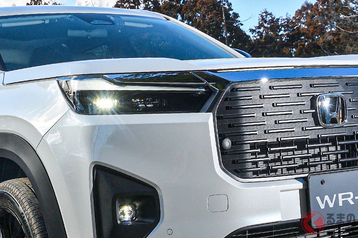 239万円！ ホンダ新「“カクカク”SUV」発表！ 全長4.3m級ボディの「高コスパ」マシン！ 黒感高めた新「BLACK STYLE」もイイ「WR-V」登場（くるまのニュース） | 自動車情報 ...