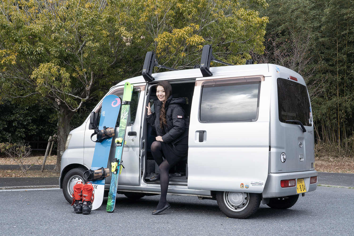 「車中泊女子」黒木美珠のVehicle&Life 【Vol.4】 まさかの「仕事グルマ」格安軽バンが車中泊で無敵だった（WEB CARTOP） | 自動車情報・ニュース - carview!