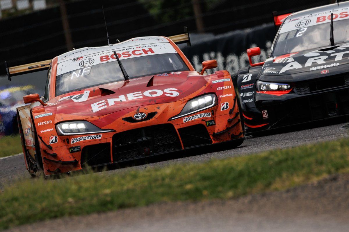 脅威の速さで奪首も痛恨のドライブスルー……14号車ENEOS福住仁嶺、落胆も前を向く「何かが起きた時、チャンスを掴むためにプッシュした」｜スーパーGT第3戦鈴鹿（motorsport.com ...