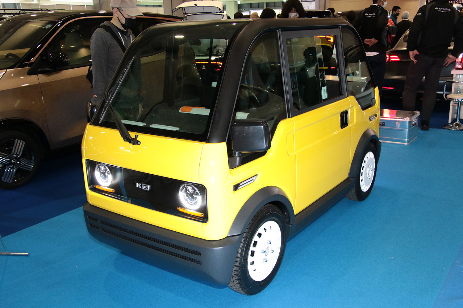 「めっちゃ可愛いやん」の声が上がりまくり！ 事前モニター申込倍率55倍の「1人乗り原付EV」が本気で使えるクルマだった（WEB CARTOP） | 自動車情報・ニュース - carview!