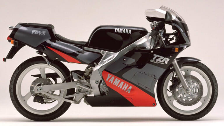 ‘80s国産名車「ヤマハ TZR250(3MA)」再見【最後にして究極の2ストパラレルツイン】（WEBヤングマシン） | 自動車情報・ニュース - carview!