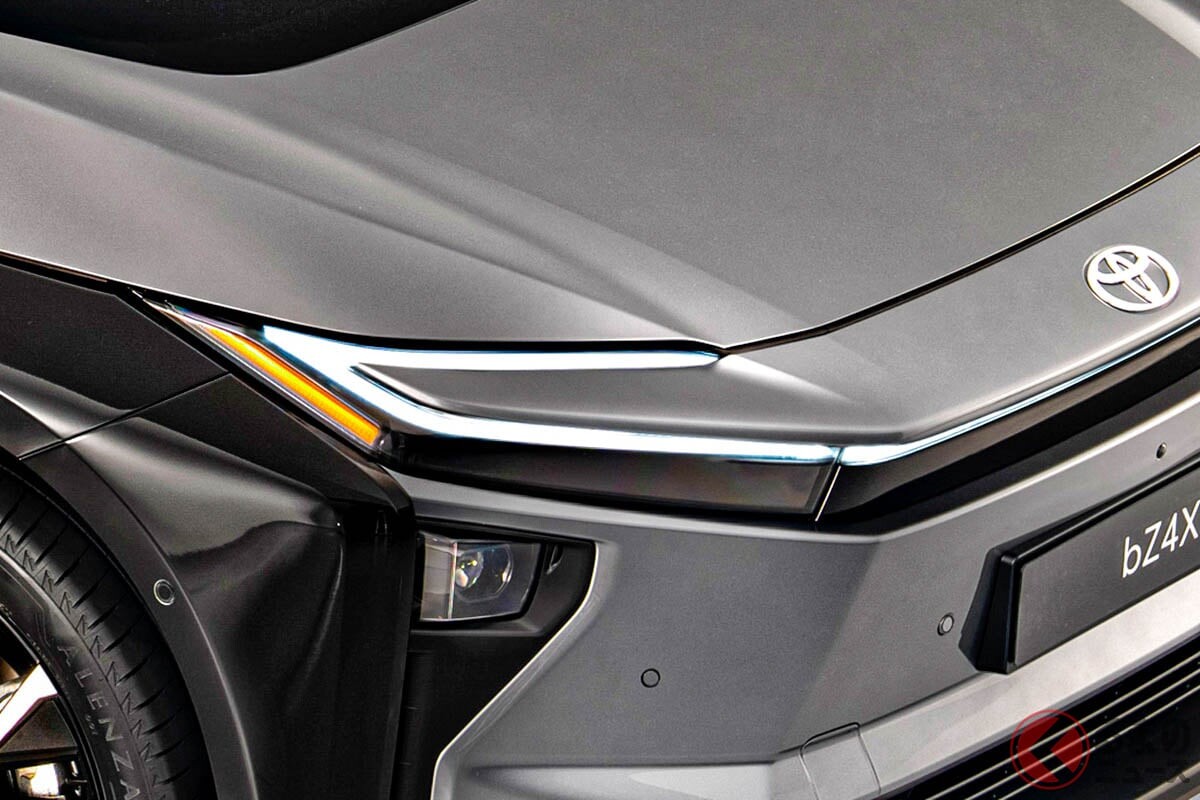 【欧州】トヨタ新型「SUV」世界初公開！ “340馬力超え”もアリな「bZ4X」！ 3年ぶり顔面刷新＆大幅進化の「新モデル」登場（くるまのニュース） | 自動車情報・ニュース - carview!