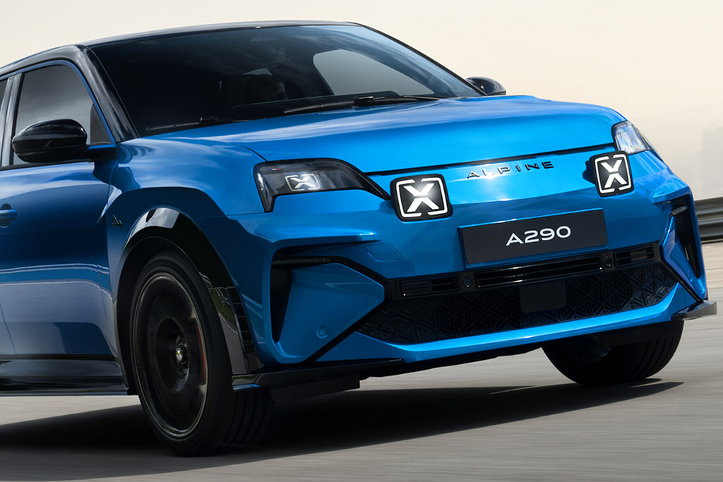 アルピーヌ初の電動モデル、「A290」発表！ルノー5のEVホットハッチ版がル・マン24時間会場でベールを脱いだ！（LE VOLANT CARSMEET WEB） | 自動車情報・ニュース ...