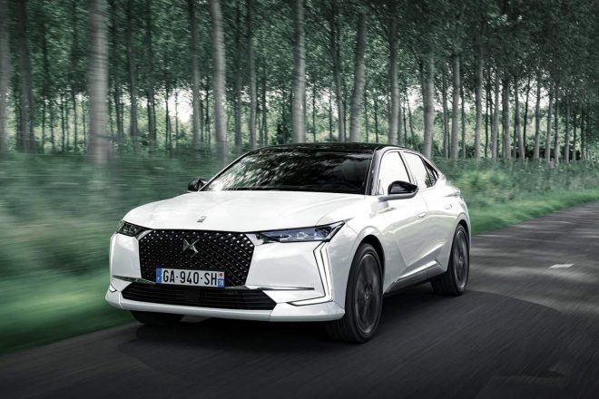 カカオ由来のナッパレザーなど、DSの世界観を存分に織り込んだ『DS4 オペラBlueHDi』が登場（AUTOSPORT web） | 自動車情報・ニュース - carview!