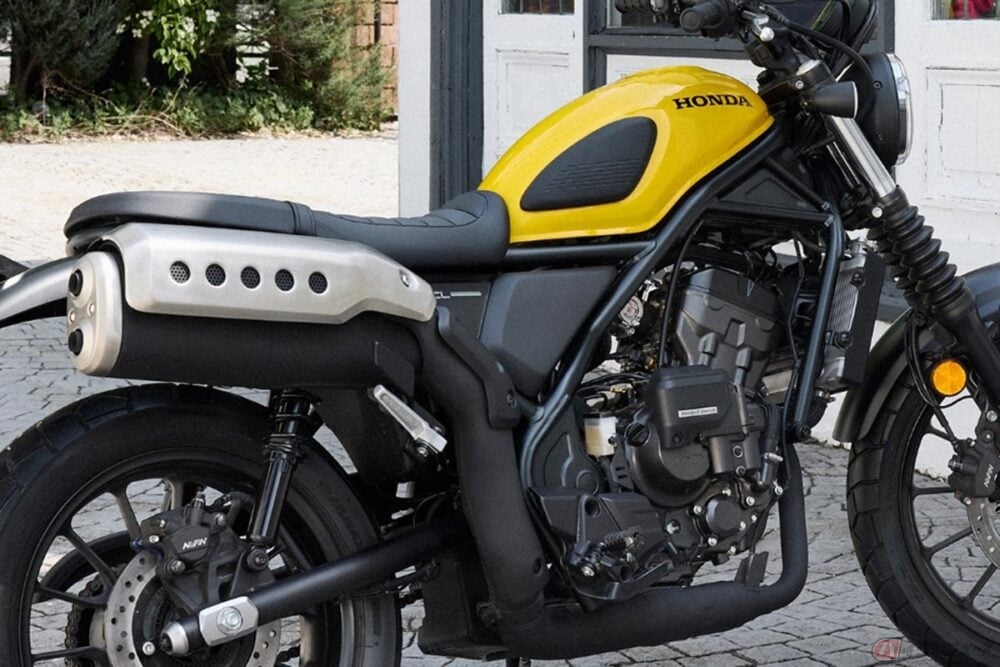 大ヒットモデル「レブル250」の兄弟車 ホンダ「CL250」が進化!! 足つき性やメーターの視認性向上と共にクラッチ操作不要の「E-Clutch」搭載車も登場（バイクのニュース ...