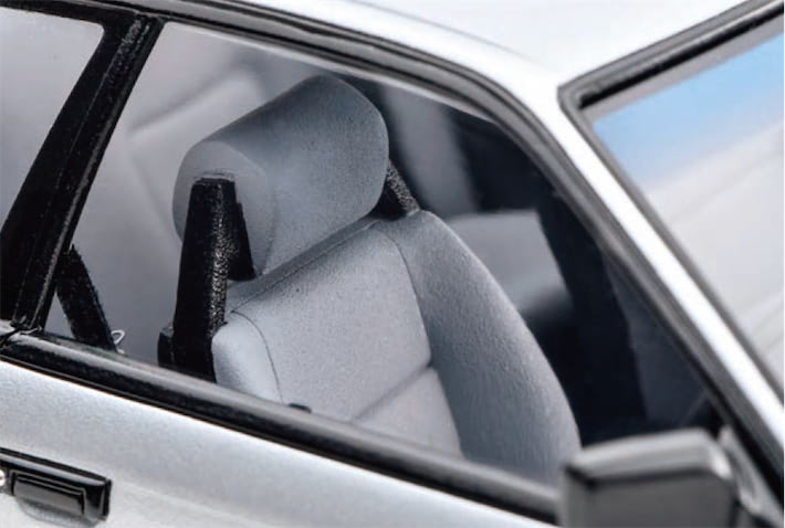 35年前!「7thスカイライン」GTS-Xツインカム24Vターボを再現! 当時話題の「GTオートスポイラー」が懐かしい! 【モデルカーズ】（LE VOLANT CARSMEET WEB ...