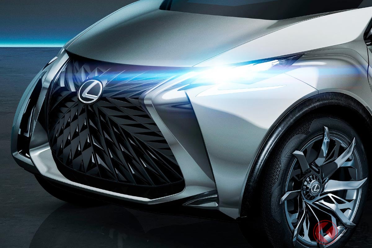 【スイス】全長3.4m！ レクサスの「軽自動車並み」コンセプトモデルに注目！ ちょうど良い「5ナンバーサイズ」で4人乗れる「小さな高級車」が凄い！ ウルトラコンパクトな「LF-SA」とは ...