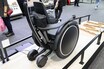 【H.C.R. 2023 レポート】トヨタの電動車いす「JUU」の実演。段差も乗り越えられる！（Believe Japan） | 自動車情報・ニュース - carview!