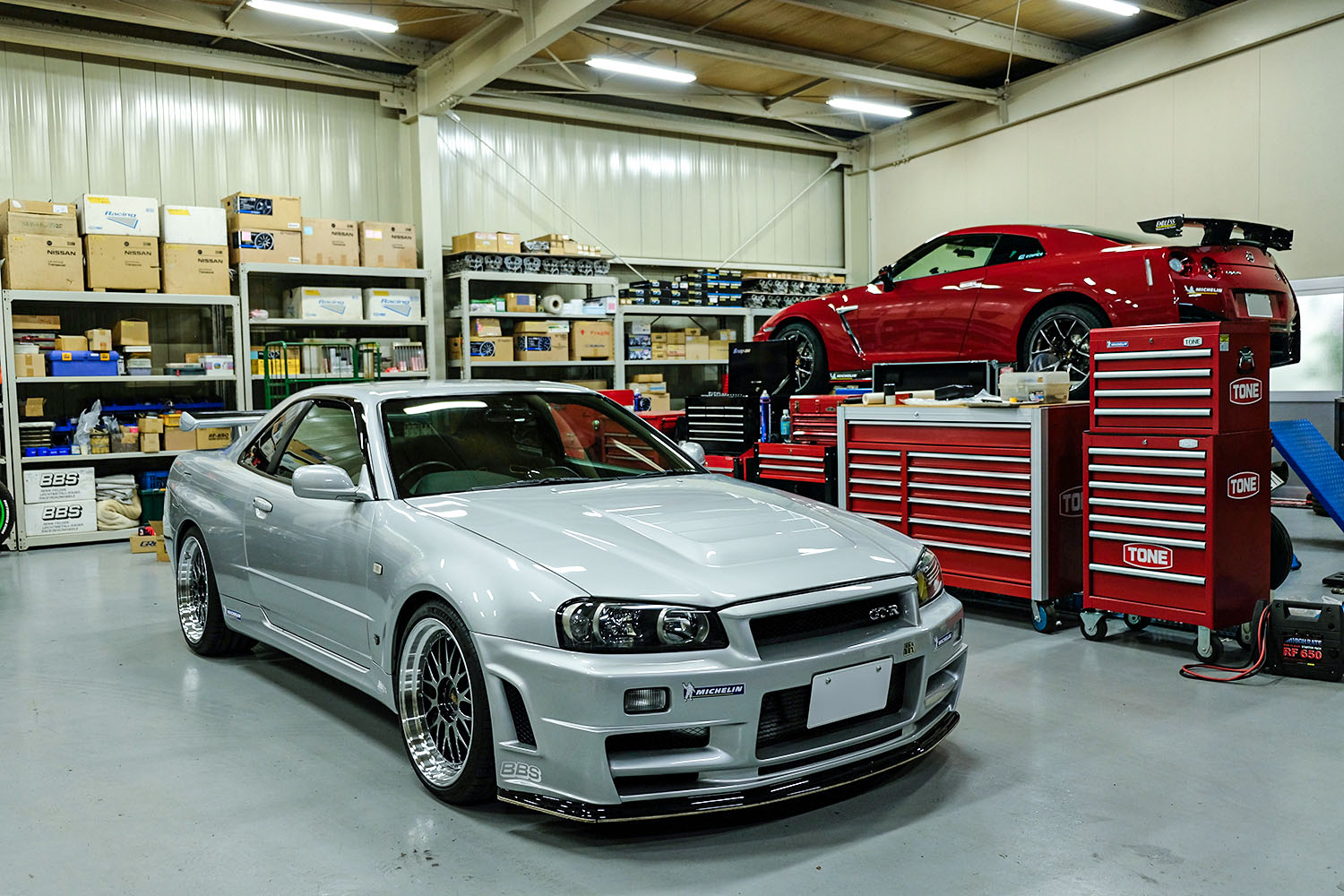 入魂のR34「スカイラインGT-R」は還暦仕様の550馬力！ 首都高の速さより上質な走りへとシフト（Auto Messe Web） | 自動車情報・ニュース - carview!
